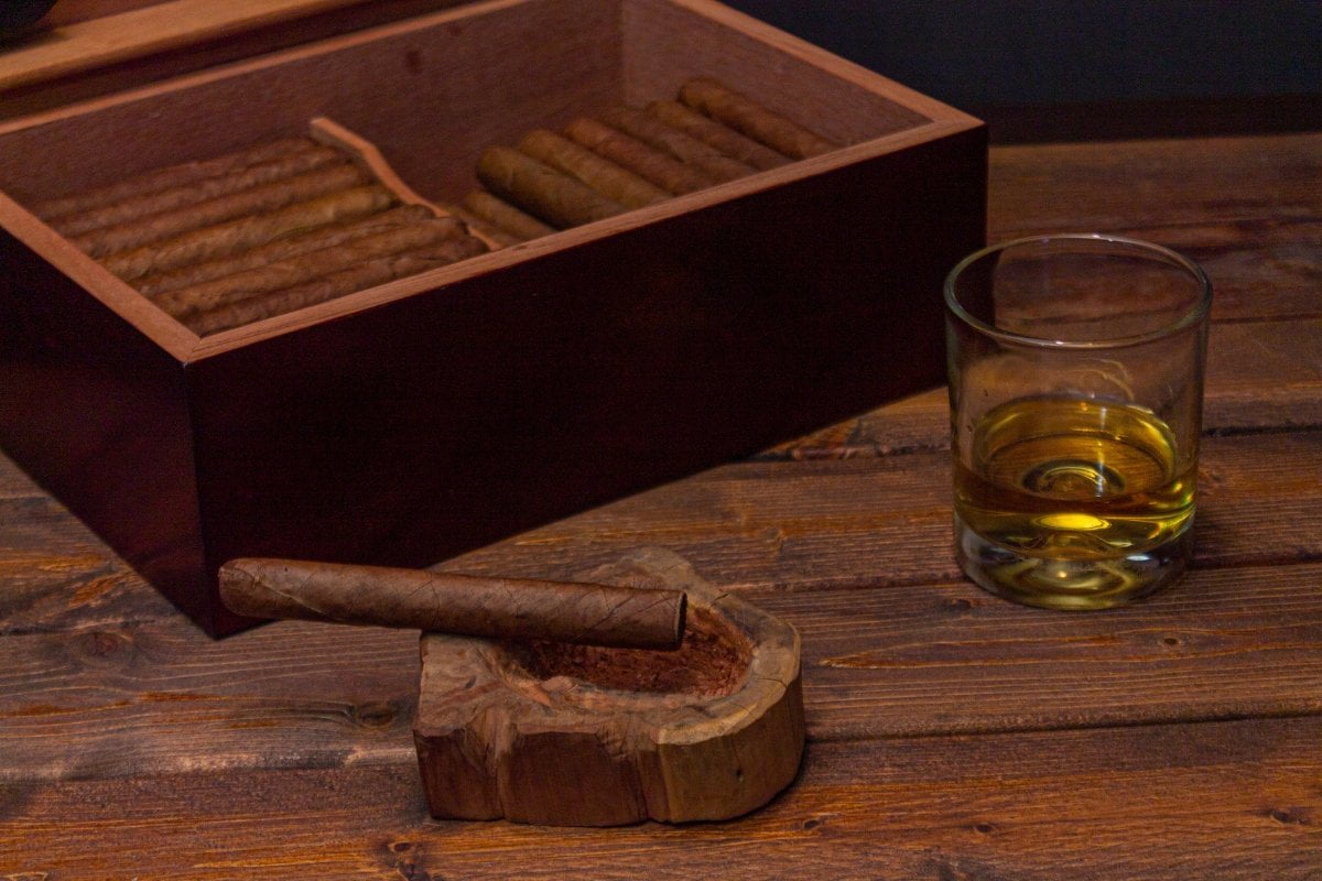Aging Cigars in Their Boxes - A Guide to Optimal Storage and Preservation
